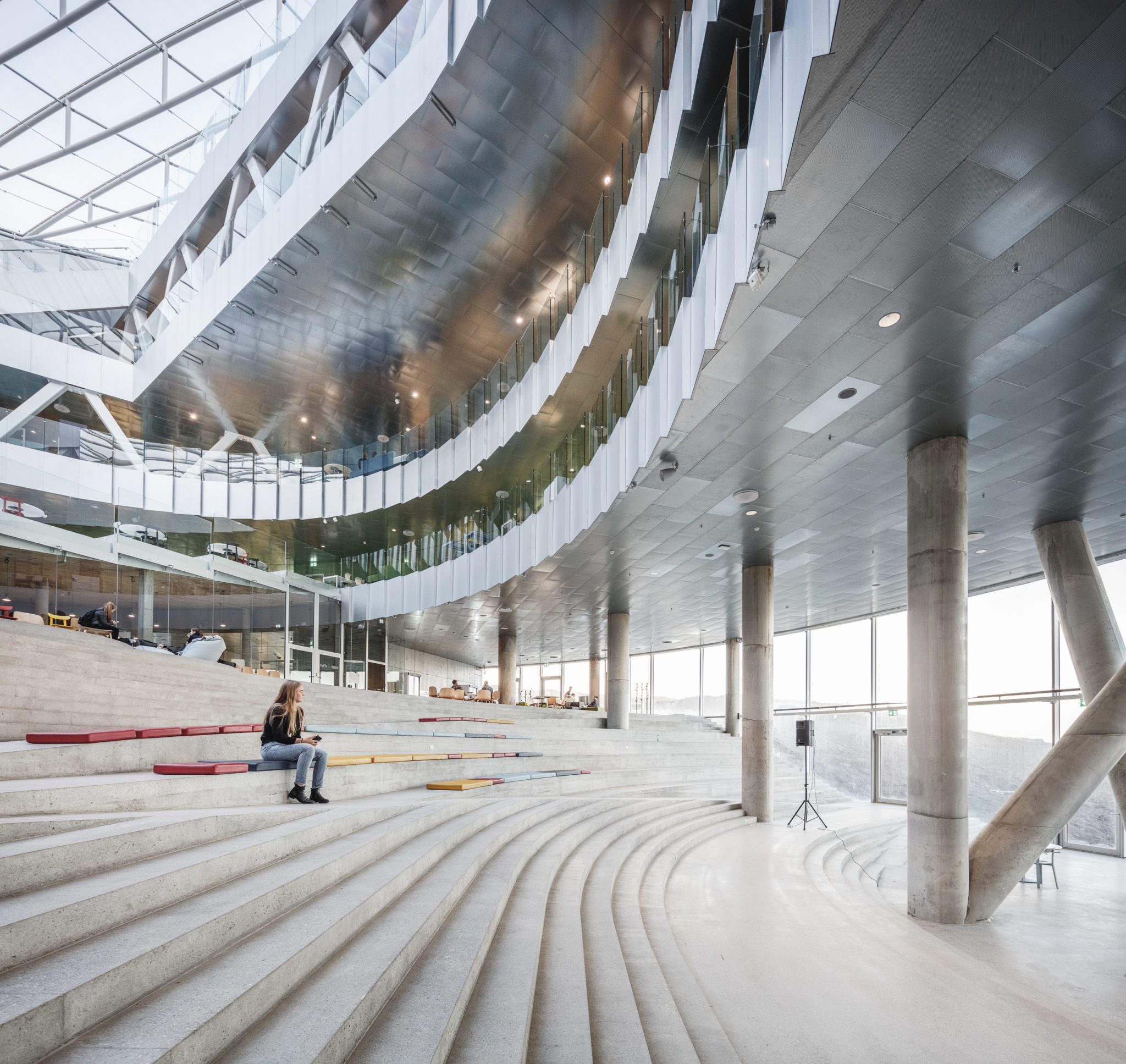 Faldari: Tínir útbúgvingarmøguleikar á Glasi - Glasir